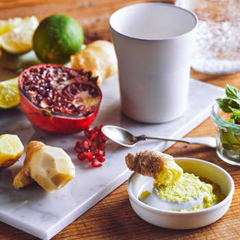 KYOCERA > Kyocera ultra-sharp ceramic graters for ginger hard cheeses ...