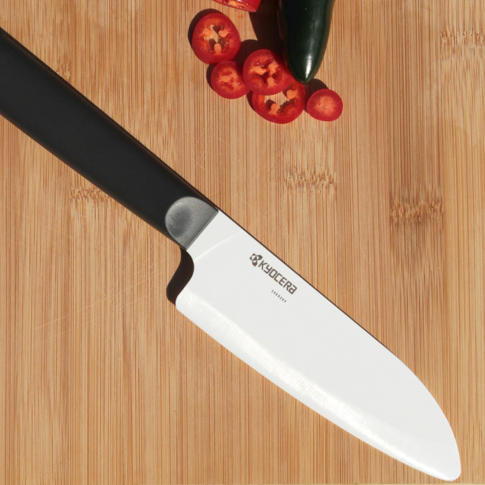 KYOCERA > Kyocera INNOVATION white ceramic kitchen knives: Sharp ...