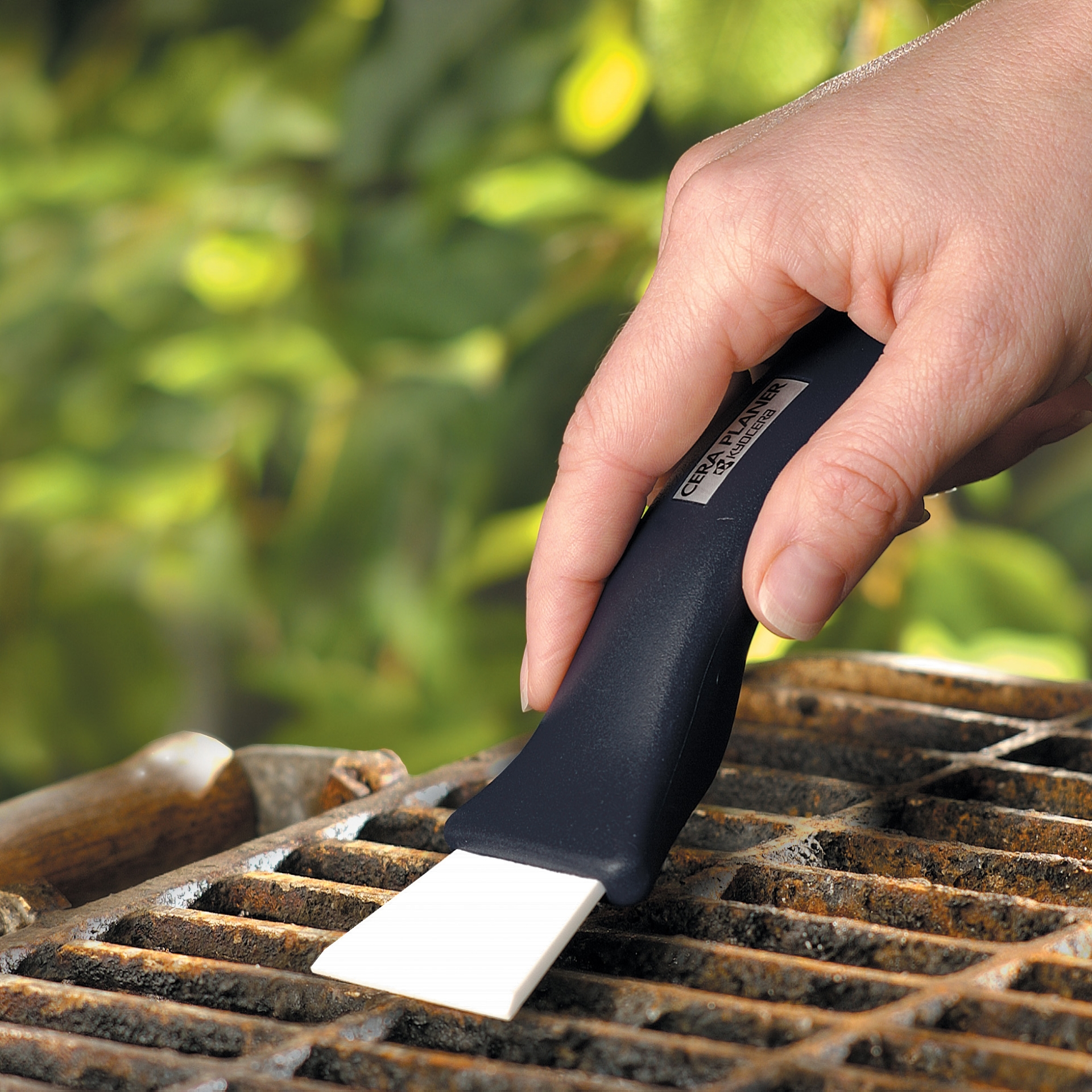 KYOCERA > Kyocera ceramic scrapers for cleaning and home maintenance ...