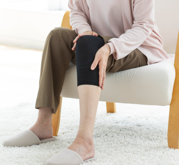 KYOCERA > Metax Knee Support with Grip